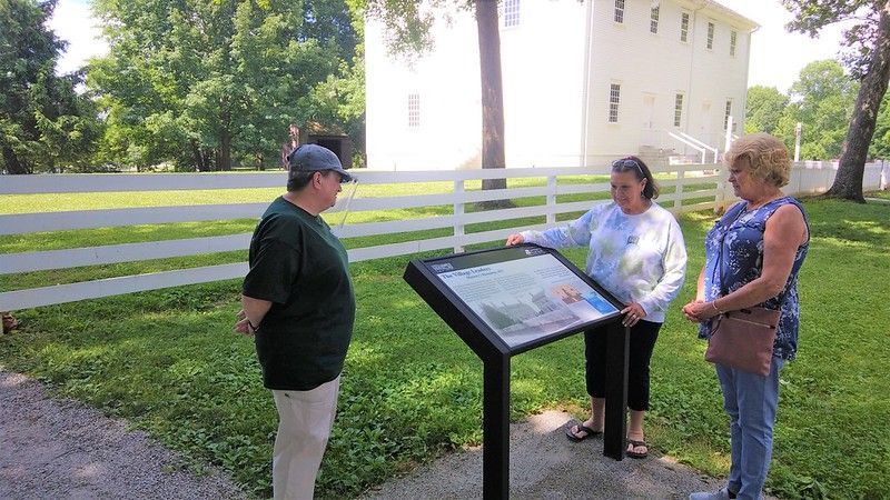 How to Choose an Interpretive Sign Manufacturer