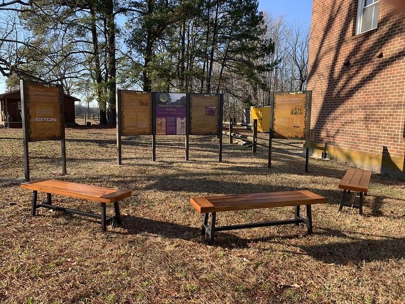 How to Choose an Interpretive Sign Manufacturer